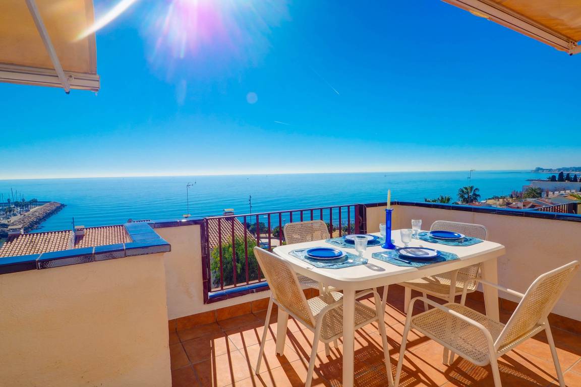70 M² Apartamento ∙ 2 Habitaciones ∙ 4 Huéspedes - Sitges