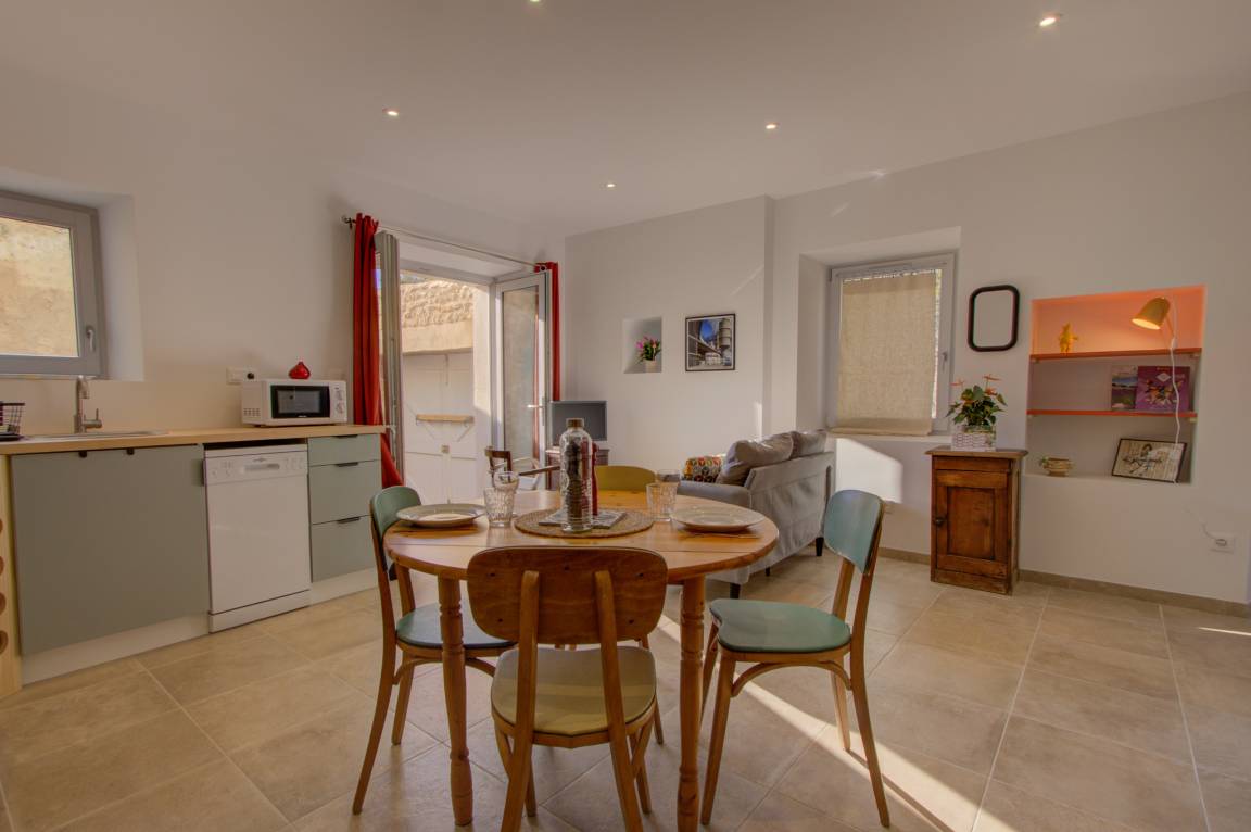 45 M² Casa ∙ 1 Quarto ∙ 2 Hóspedes - Pierrelatte