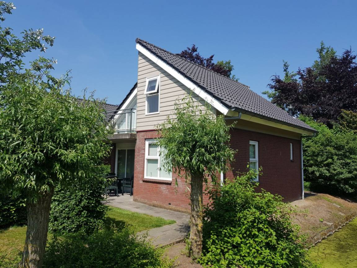 House ∙ 2 Bedrooms ∙ 4 Guests - Leiden