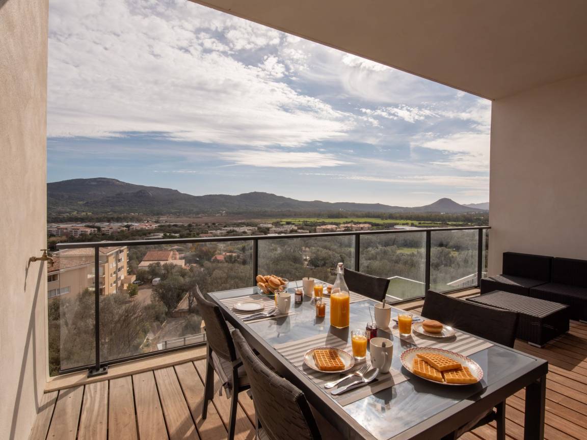 52 M² Appartamento Vacanza ∙ 1 Camera Da Letto ∙ 4 Ospiti - Palombaggia