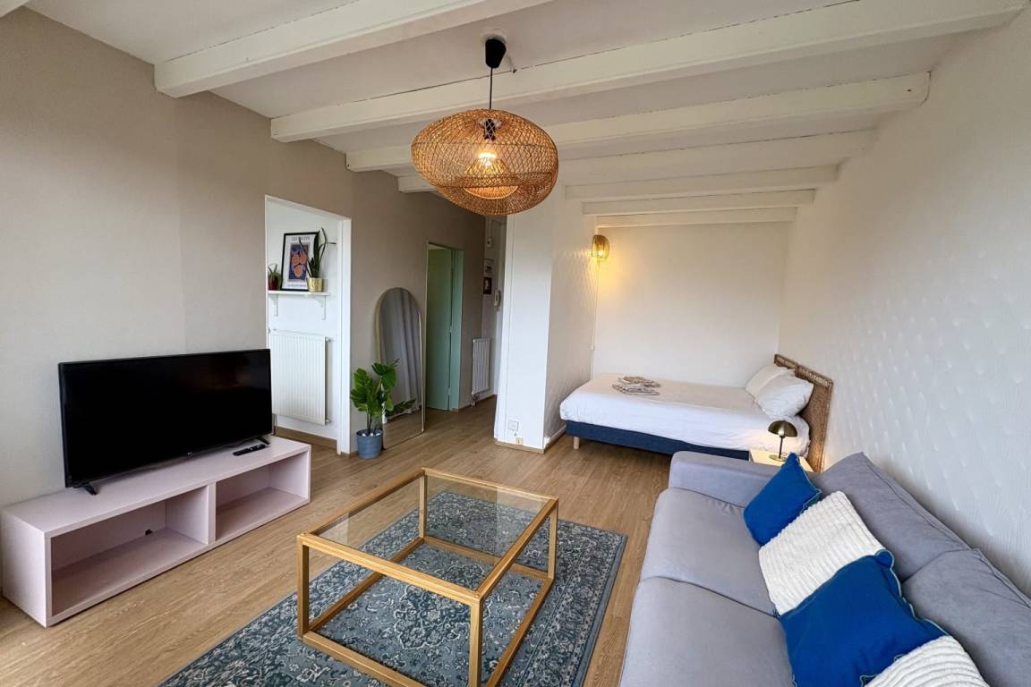 30 M² Studio ∙ 2 Personnes - Saint-Médard-en-Jalles