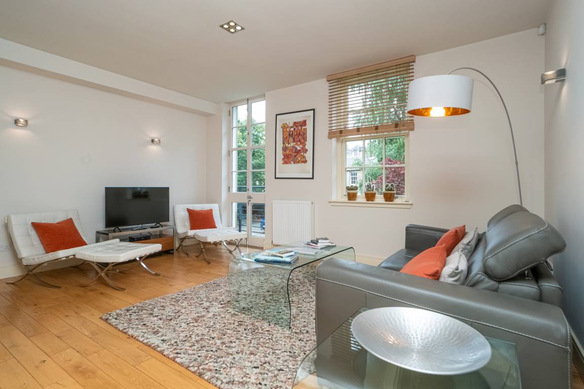 56 M² House ∙ 1 Bedroom ∙ 2 Guests - Edinburgh