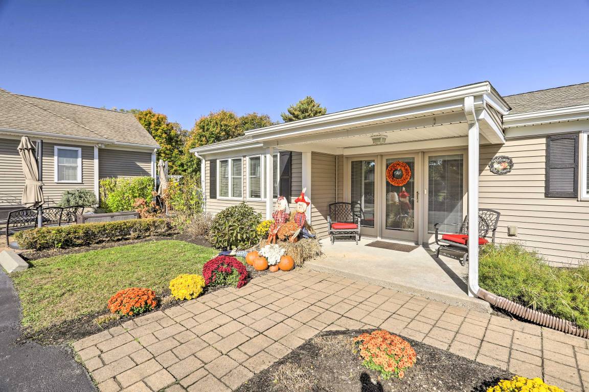 111 M² House ∙ 2 Bedrooms ∙ 6 Guests - Berkley, MA