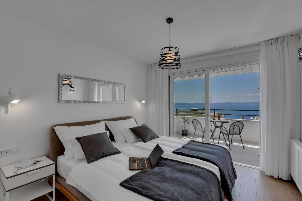 90 M² Casa ∙ 2 Habitaciones ∙ 4 Huéspedes - Makarska
