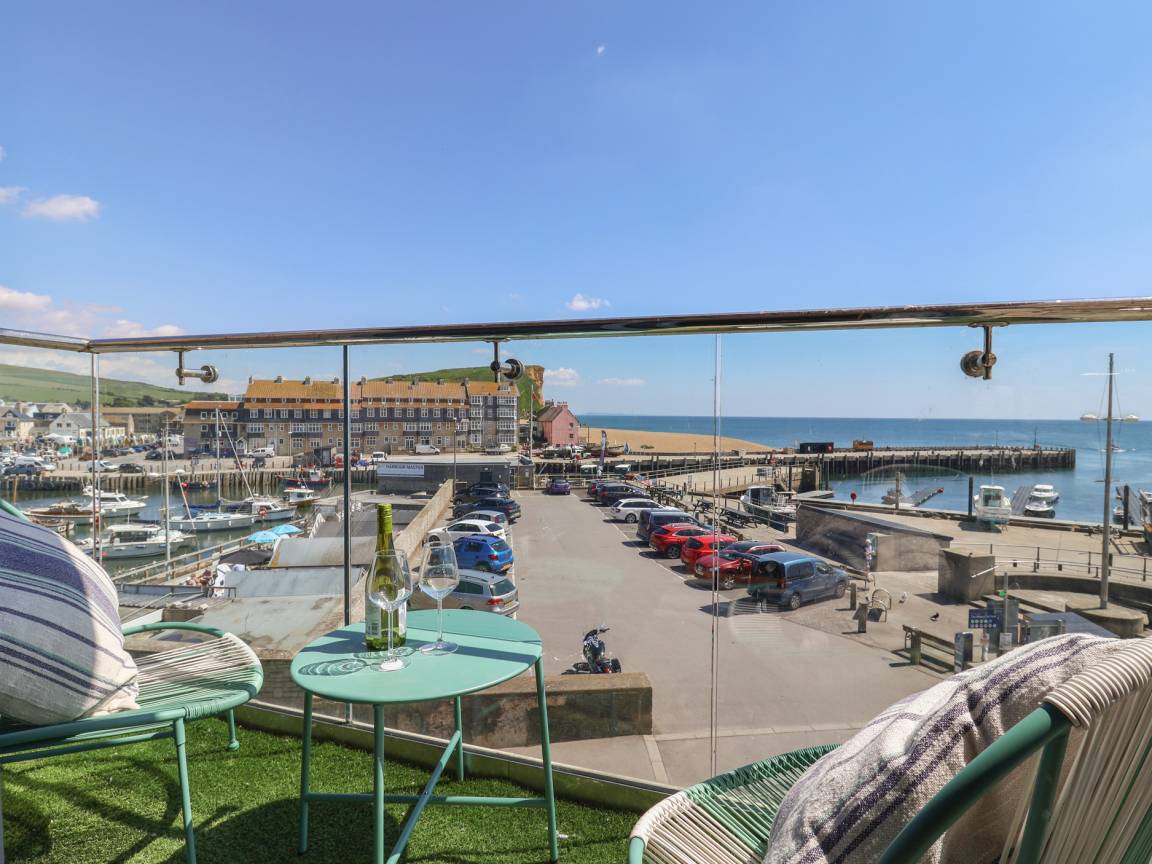 Cottage ∙ 2 Bedrooms ∙ 4 Guests - Bridport