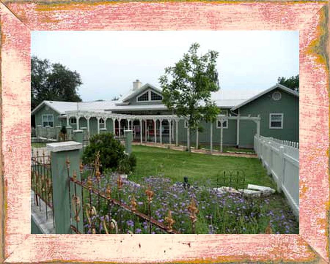 House ∙ 6 Bedrooms ∙ 12 Guests - Hunt, TX