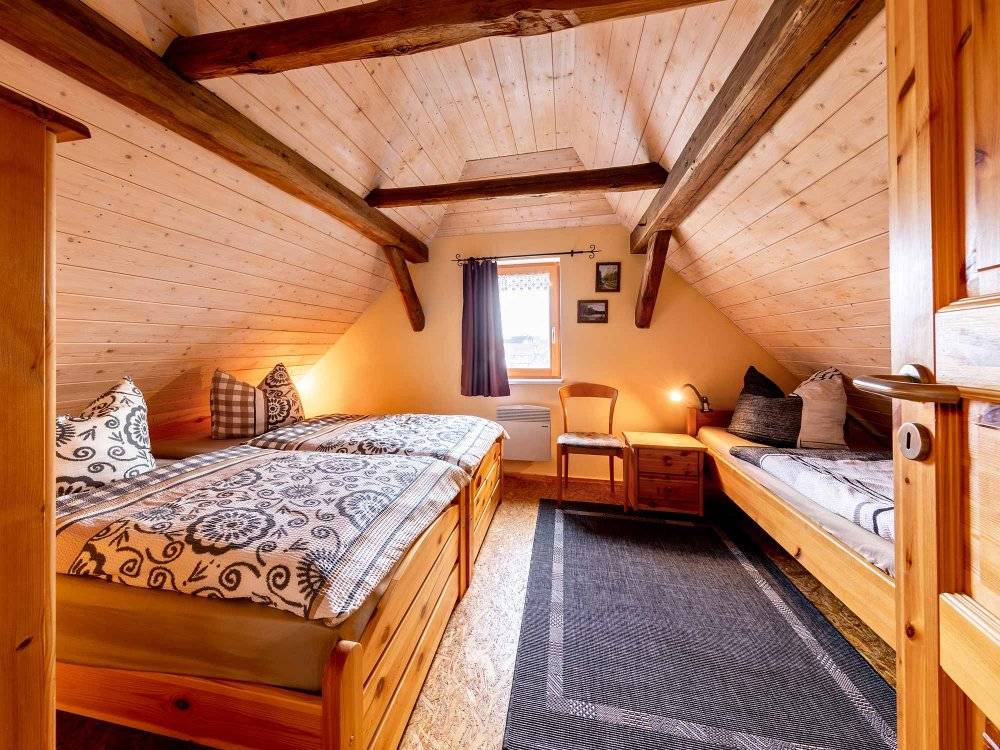65 M² Ferienwohnung ∙ 1 Schlafzimmer ∙ 3 Gäste - Weida