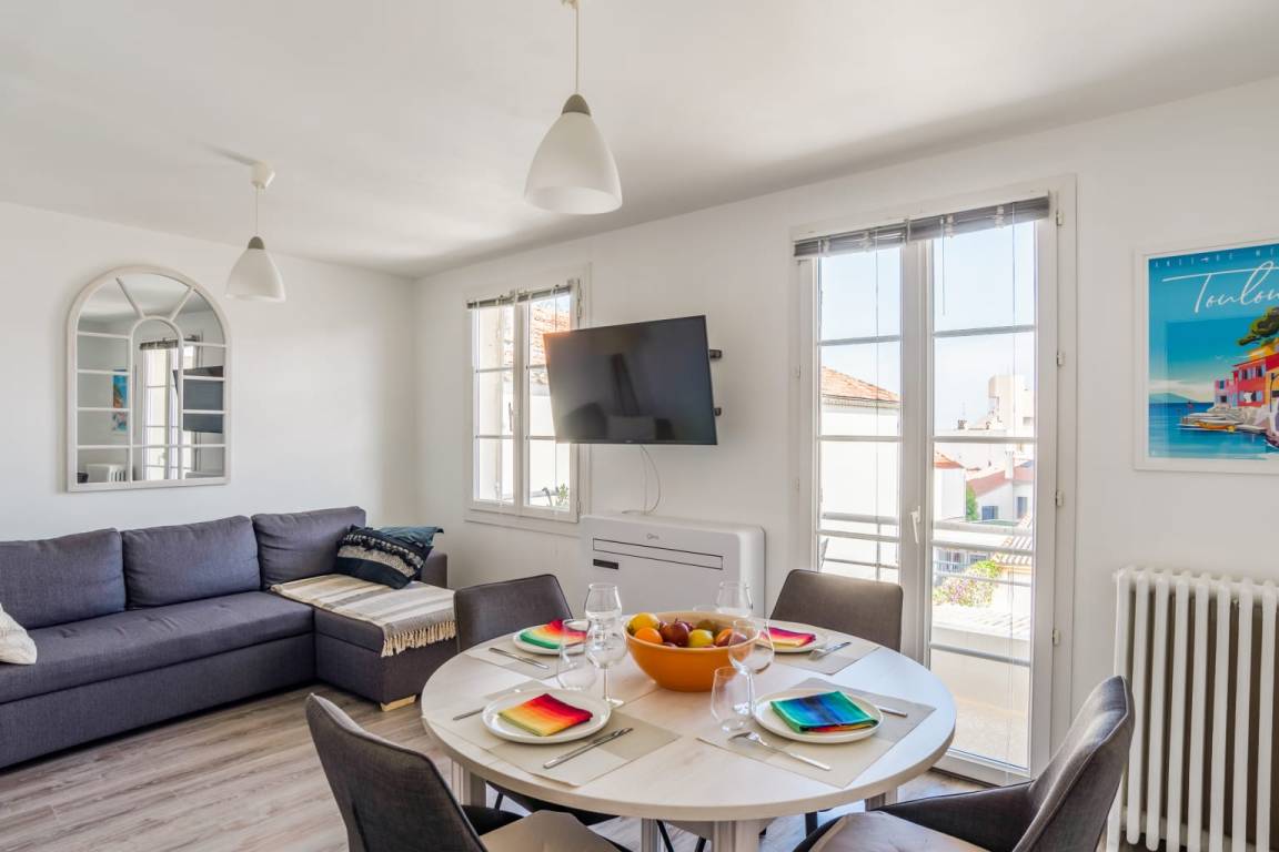 57 M² Appartement ∙ 2 Chambres ∙ 4 Personnes - Toulon