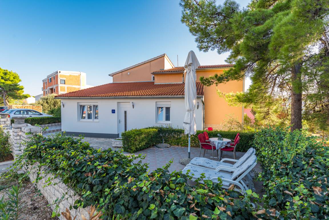 50 M² Apartment ∙ 1 Bedroom ∙ 4 Guests - Brodarica