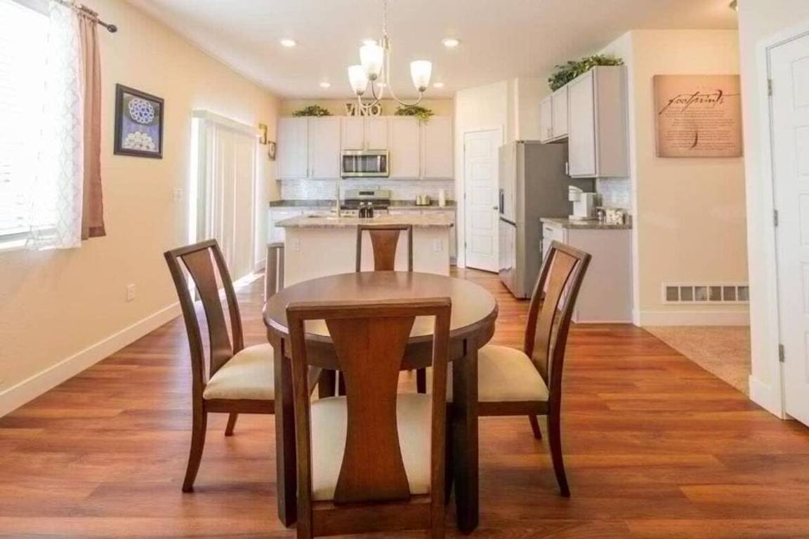 House ∙ 1 Bedroom ∙ 8 Guests - Colorado