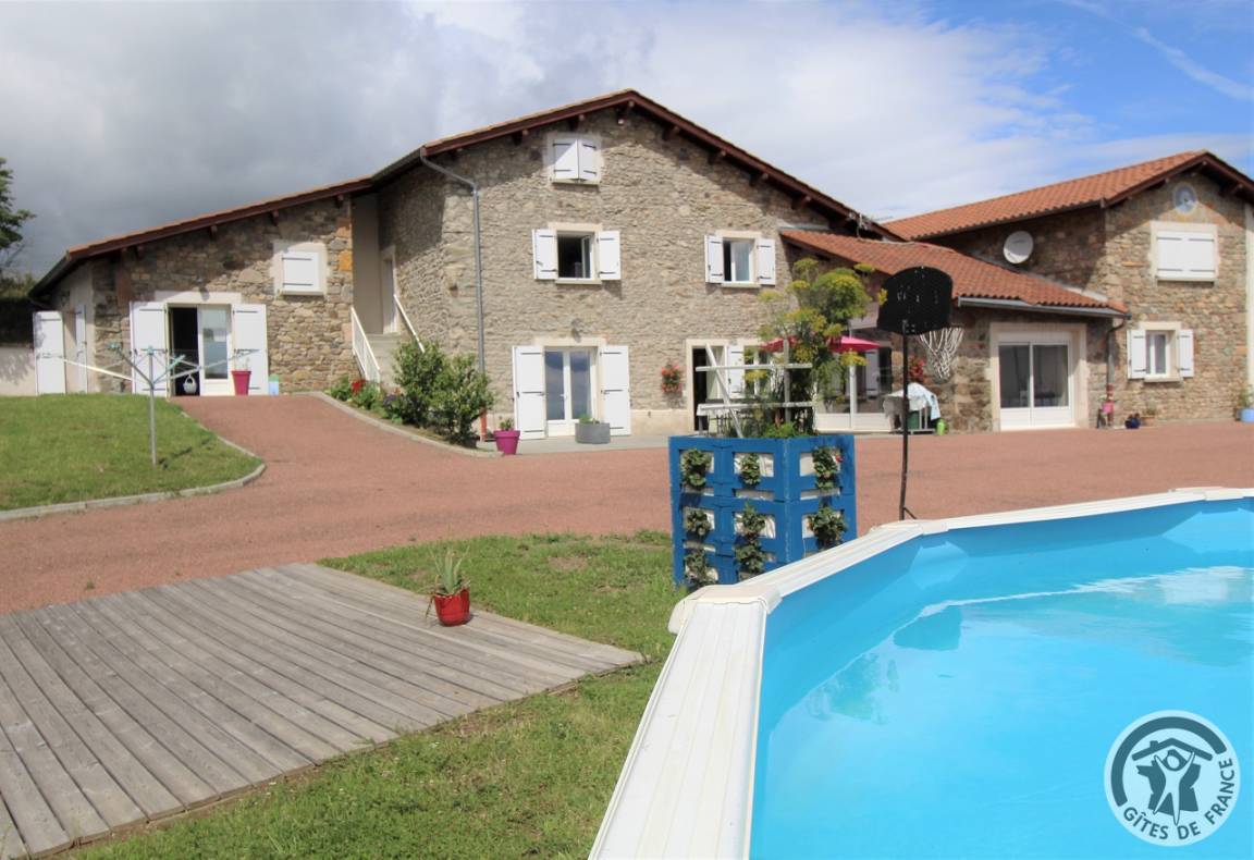 40 M² Gîte ∙ 1 Chambre ∙ 4 Personnes - Tarare