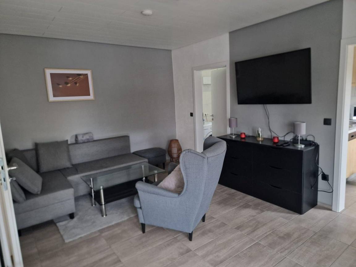 70 M² Ferienwohnung ∙ 1 Schlafzimmer ∙ 4 Gäste - Alzey