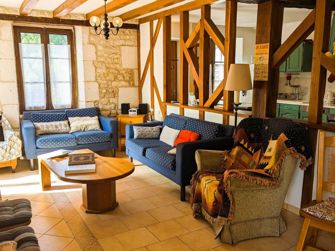 190 M² Cottage ∙ 6 Slaapkamers ∙ 15 Gasten - Auxerre