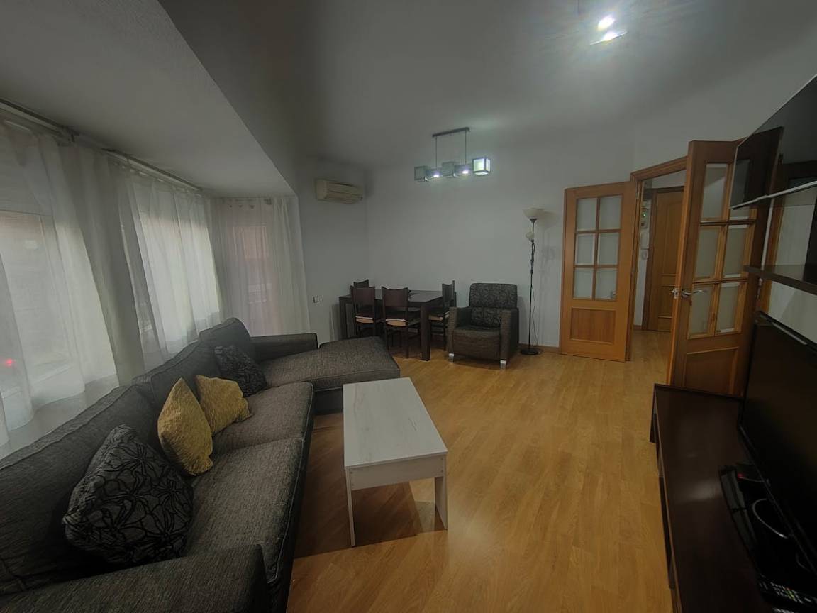 80 M² Apartment ∙ 2 Bedrooms ∙ 2 Guests - Alicante
