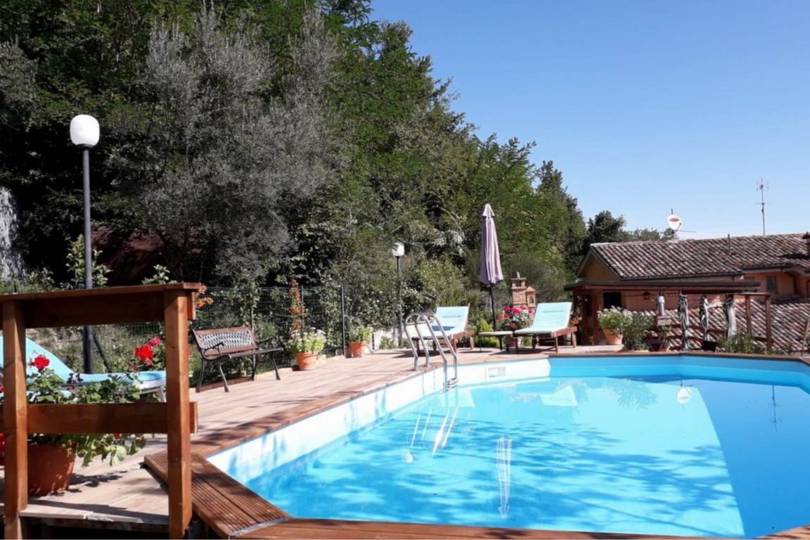 105 M² Maison De Vacances ∙ 3 Chambres ∙ 6 Personnes - Sarnano