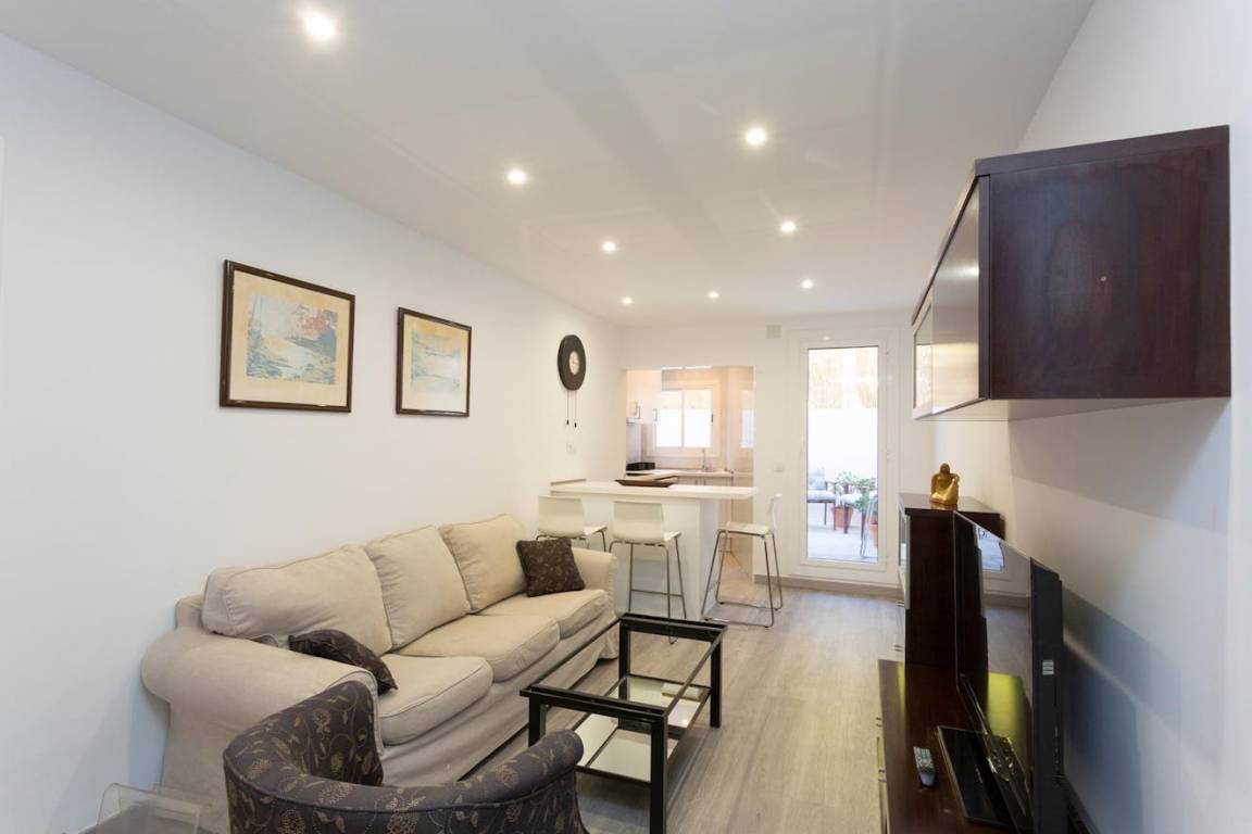 70 M² Apartamento ∙ 2 Habitaciones ∙ 3 Huéspedes - Cerdanyola del Vallès