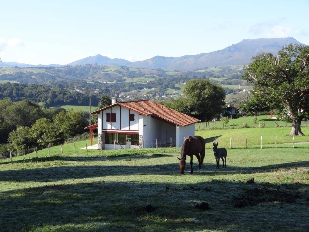 120 M² Gîte ∙ 2 Chambres ∙ 4 Personnes - Sare