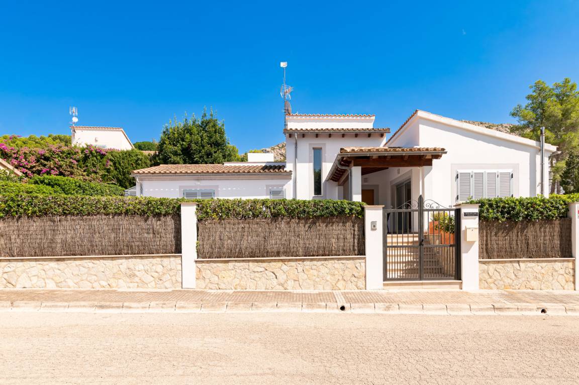 170 M² Villa ∙ 3 Bedrooms ∙ 6 Guests - Alcúdia