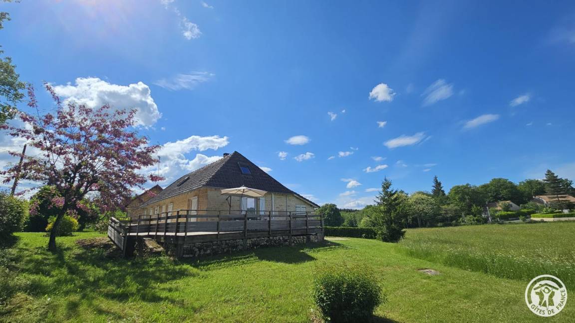 134 M² Gîte ∙ 3 Chambres ∙ 6 Personnes - Corrèze