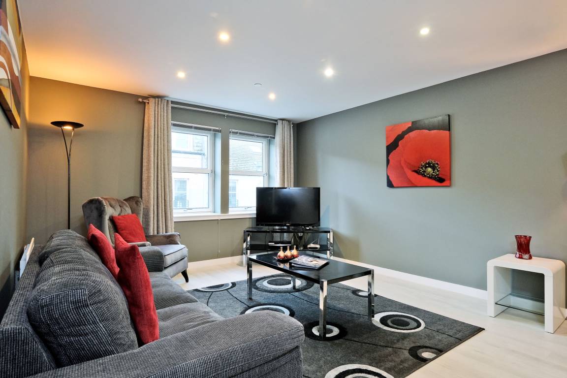 75 M² Apartment ∙ 2 Bedrooms ∙ 4 Guests - Aberdeen
