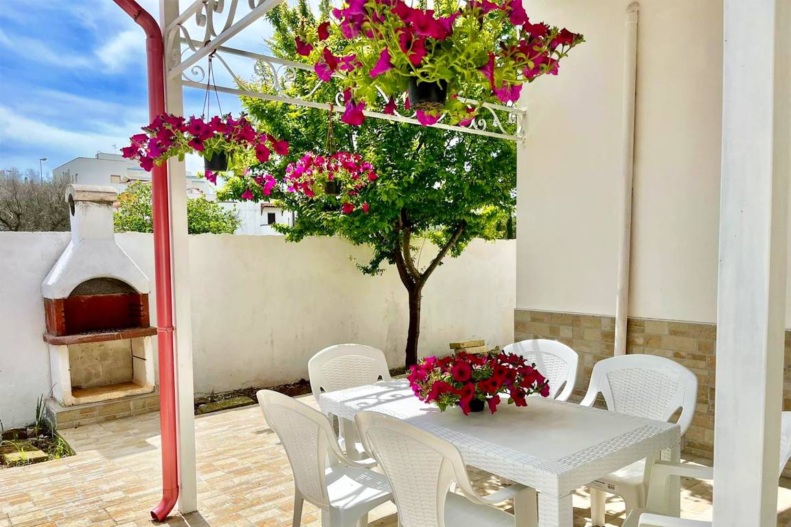 70 M² Villa ∙ 3 Bedrooms ∙ 5 Guests - Torre Lapillo