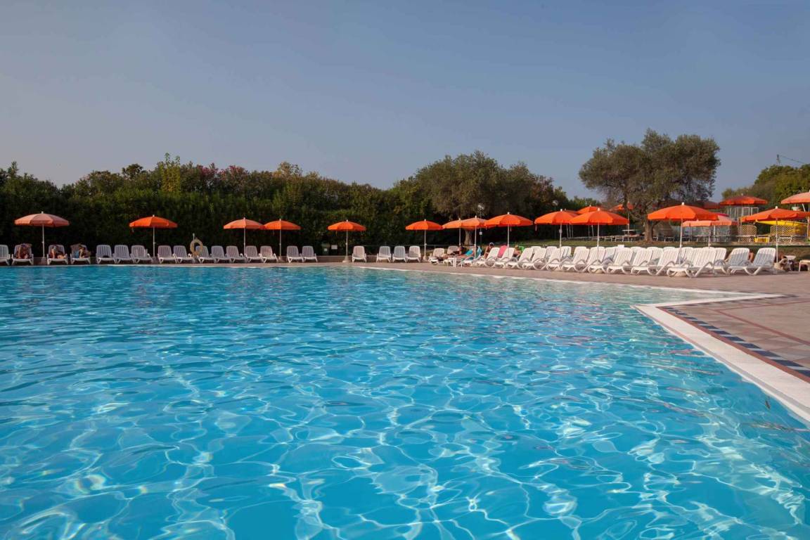 25 M² Unterkunft ∙ 1 Schlafzimmer ∙ 4 Gäste - Sirmione