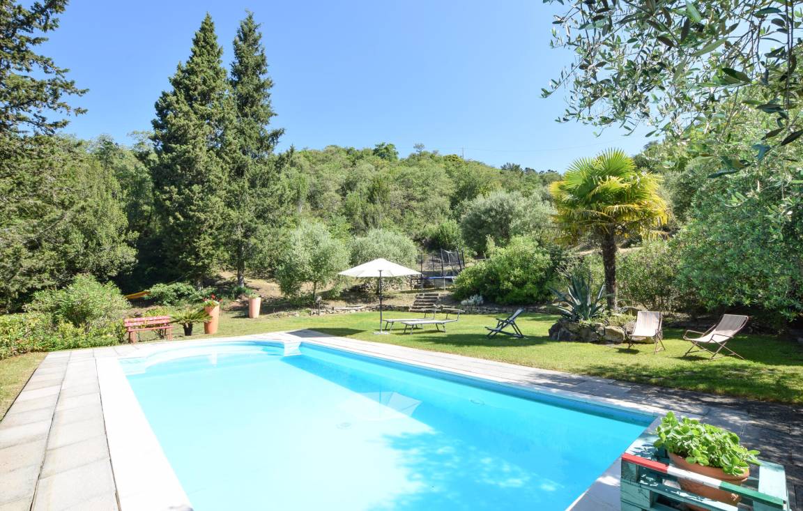 400 M² House ∙ 6 Bedrooms ∙ 14 Guests - Passignano sul Trasimeno