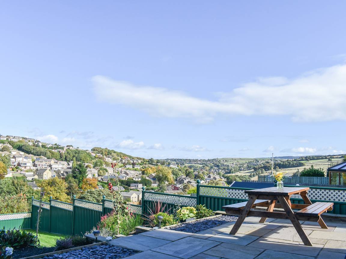Cottage ∙ 2 Bedrooms ∙ 5 Guests - Holmfirth