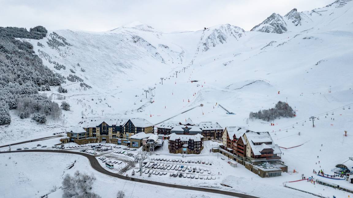 55 M² Huoneisto ∙ 3 Makuuhuonetta ∙ 9 Vierasta - Peyragudes