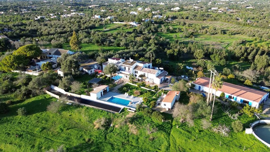 80 M² Ferienhaus ∙ 4 Schlafzimmer ∙ 10 Gäste - Olhão