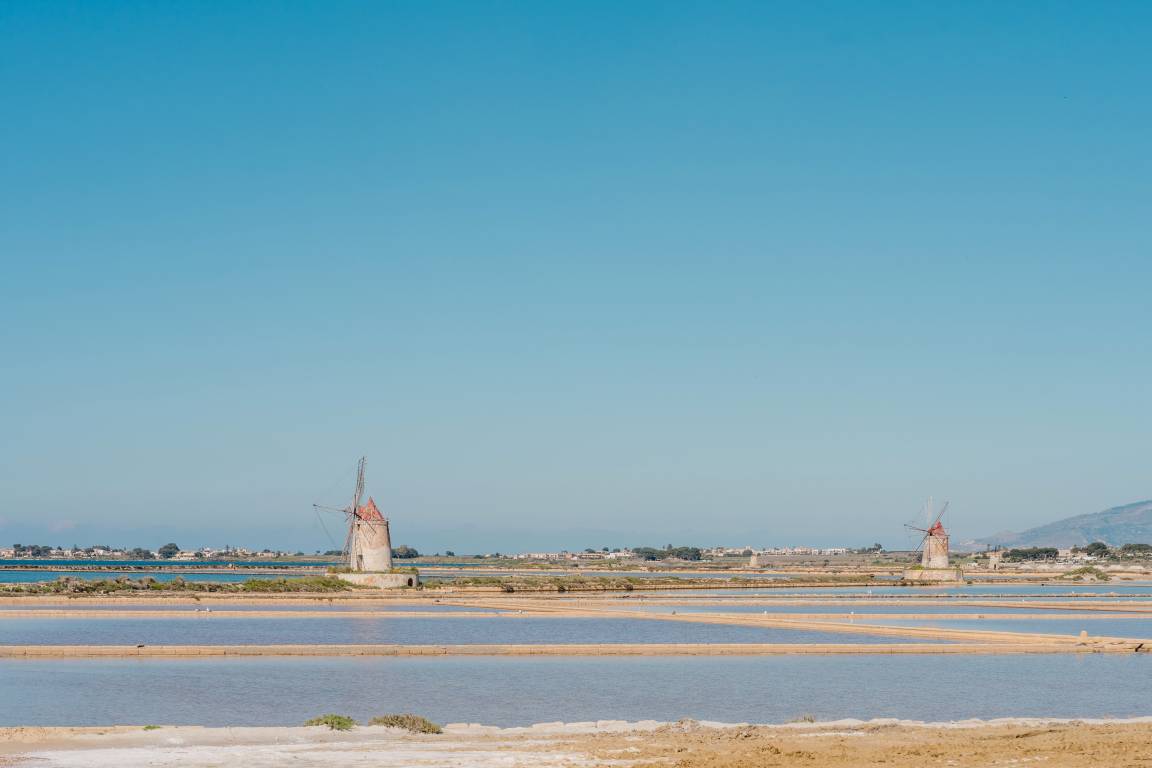 100 M² Apartment ∙ 2 Bedrooms ∙ 6 Guests - Marsala