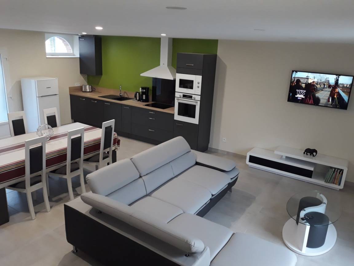 110 M² House ∙ 3 Bedrooms ∙ 8 Guests - Beauvoir