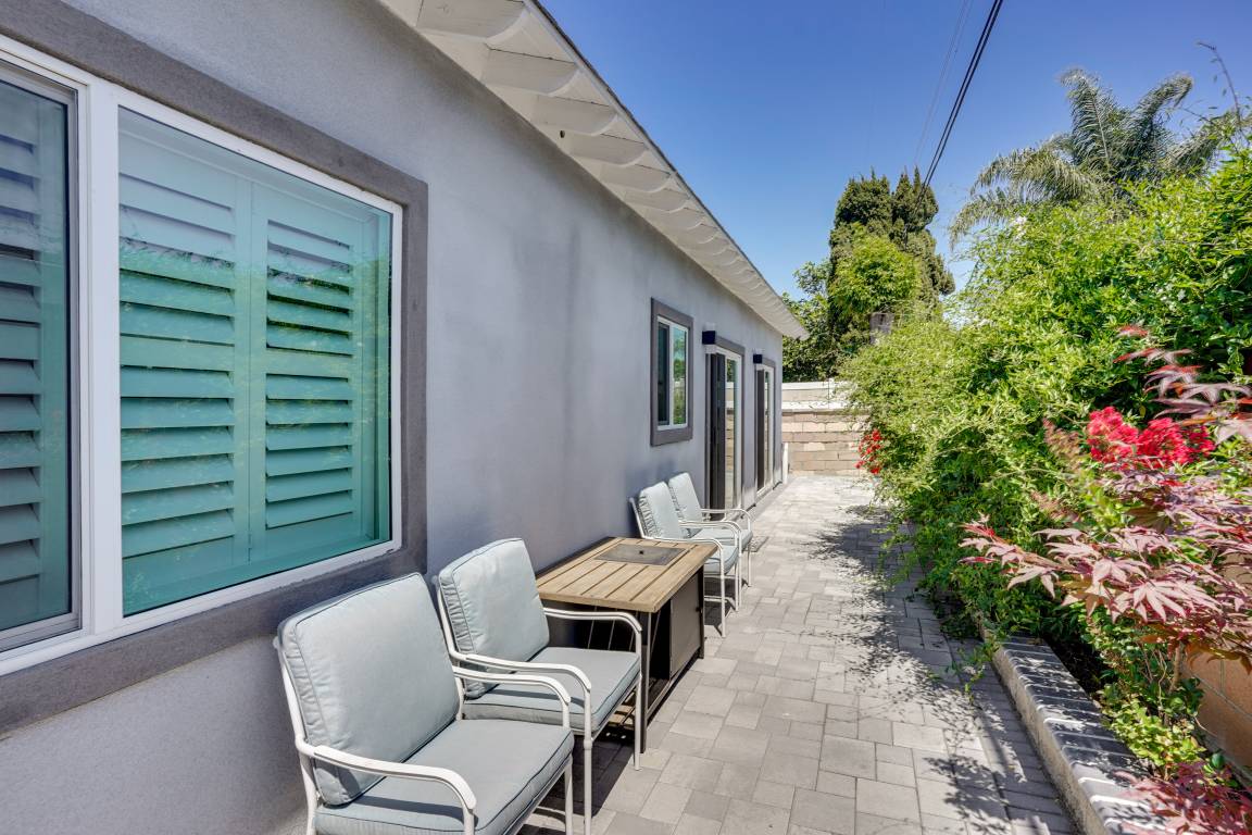 176 M² House ∙ 3 Bedrooms ∙ 6 Guests - Santa Ana, CA