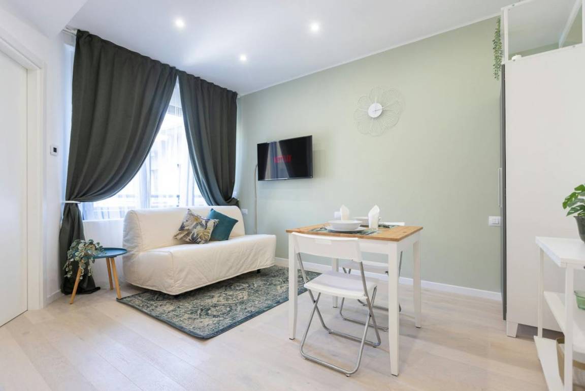 52 M² Apartment ∙ 1 Bedroom ∙ 4 Guests - Monza