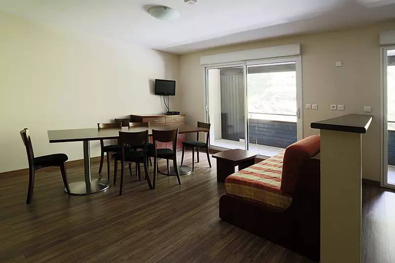 59 M² Apartment ∙ 2 Bedrooms ∙ 8 Guests - Loudenvielle