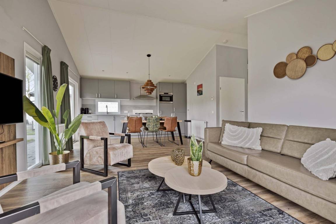 Hotel ∙ 3 Bedrooms ∙ 6 Guests - Gouda