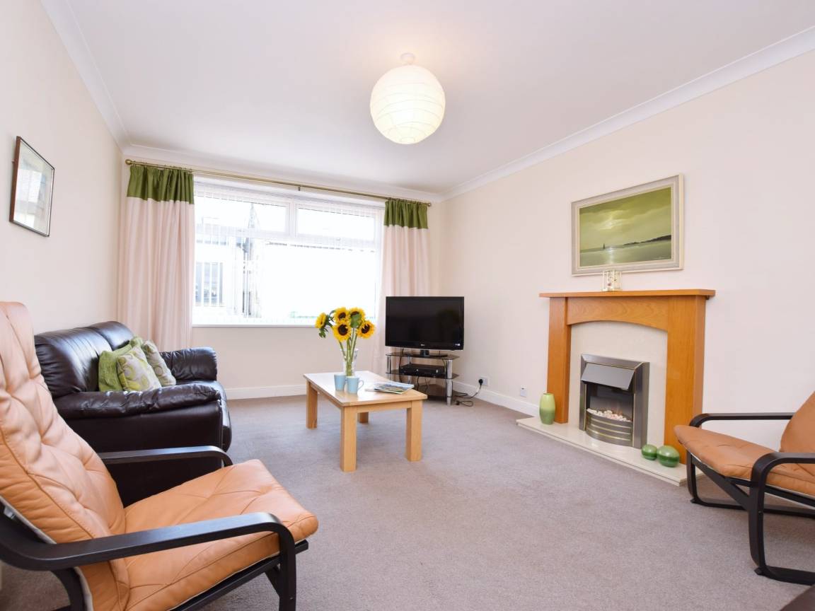 Cottage ∙ 3 Bedrooms ∙ 6 Guests - Seahouses