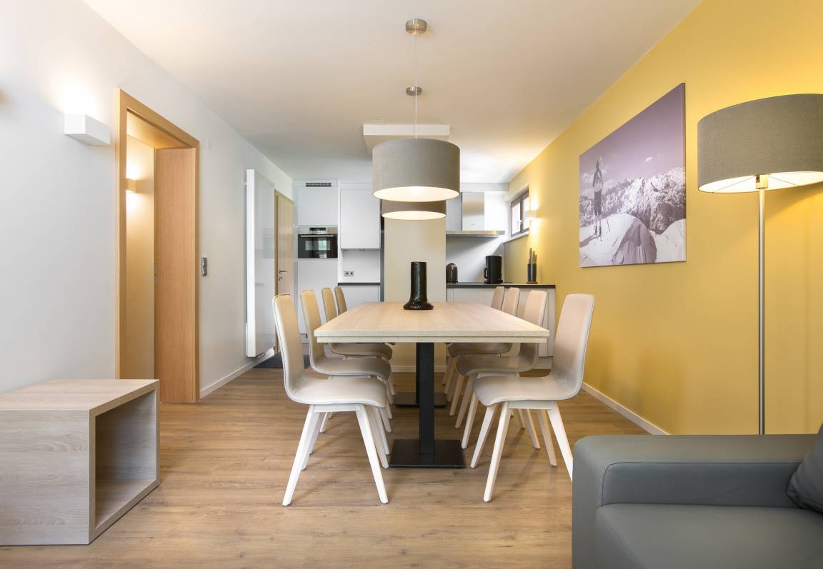 112 M² Apartment ∙ 4 Bedrooms ∙ 10 Guests - Gaschurn
