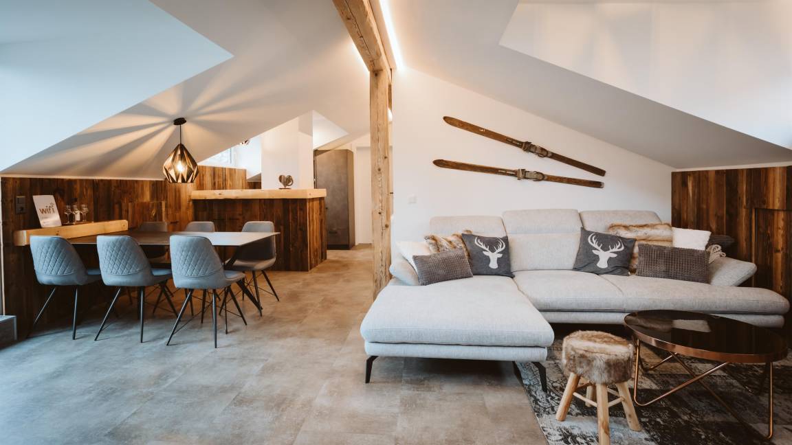 105 M² Apartment ∙ 3 Bedrooms ∙ 6 Guests - Bad Goisern