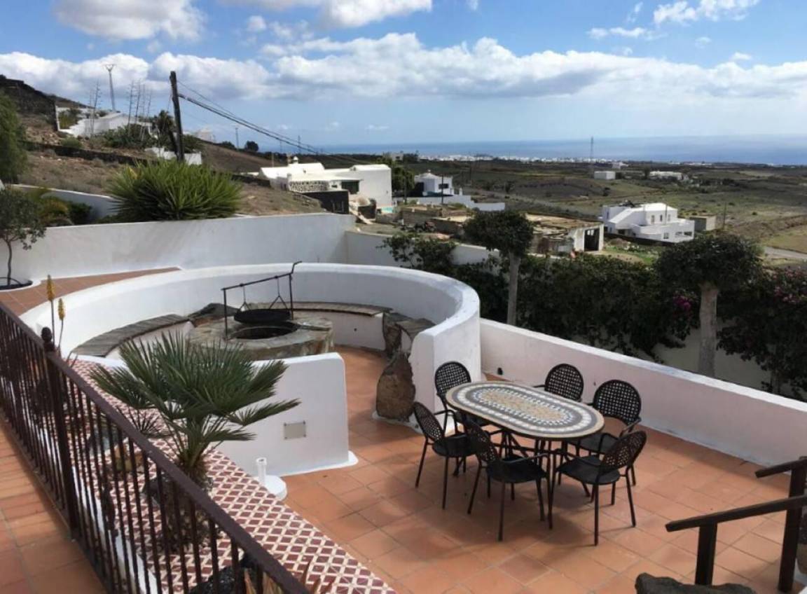 250 M² Villa ∙ 4 Chambres ∙ 8 Personnes - Puerto del Carmen