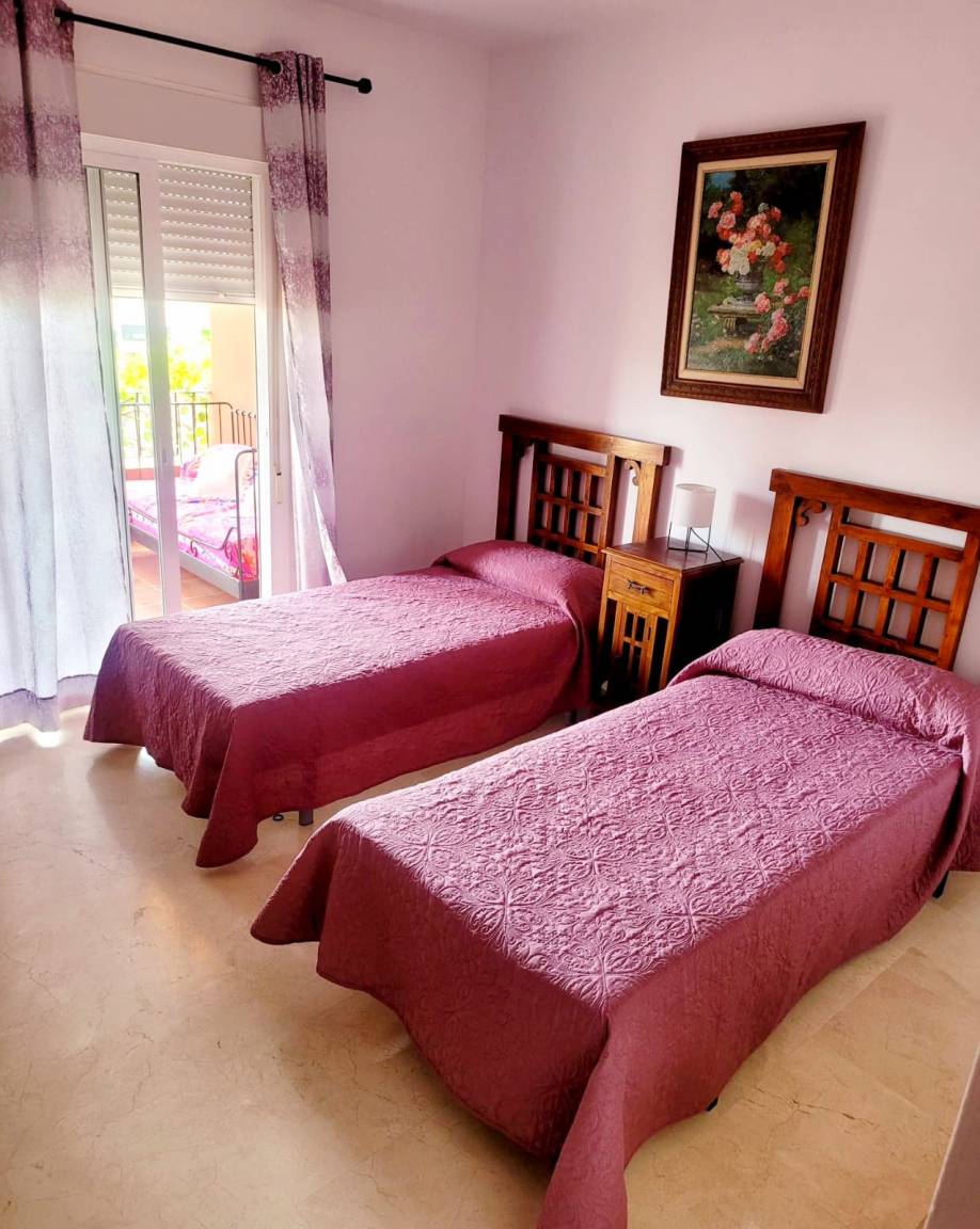 158 M² Chalet ∙ 3 Bedrooms ∙ 6 Guests - Sotogrande