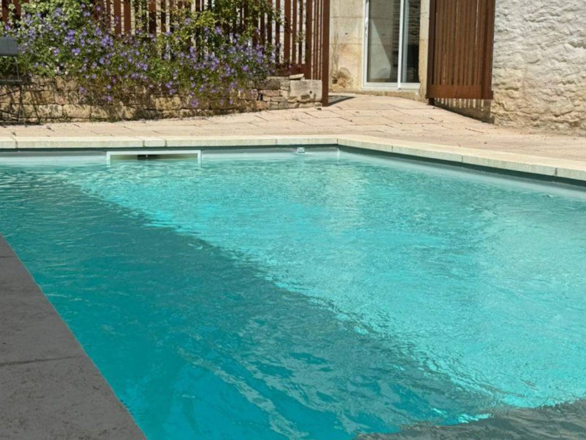 200 M² Cottage ∙ 3 Chambres ∙ 10 Personnes - Nolay