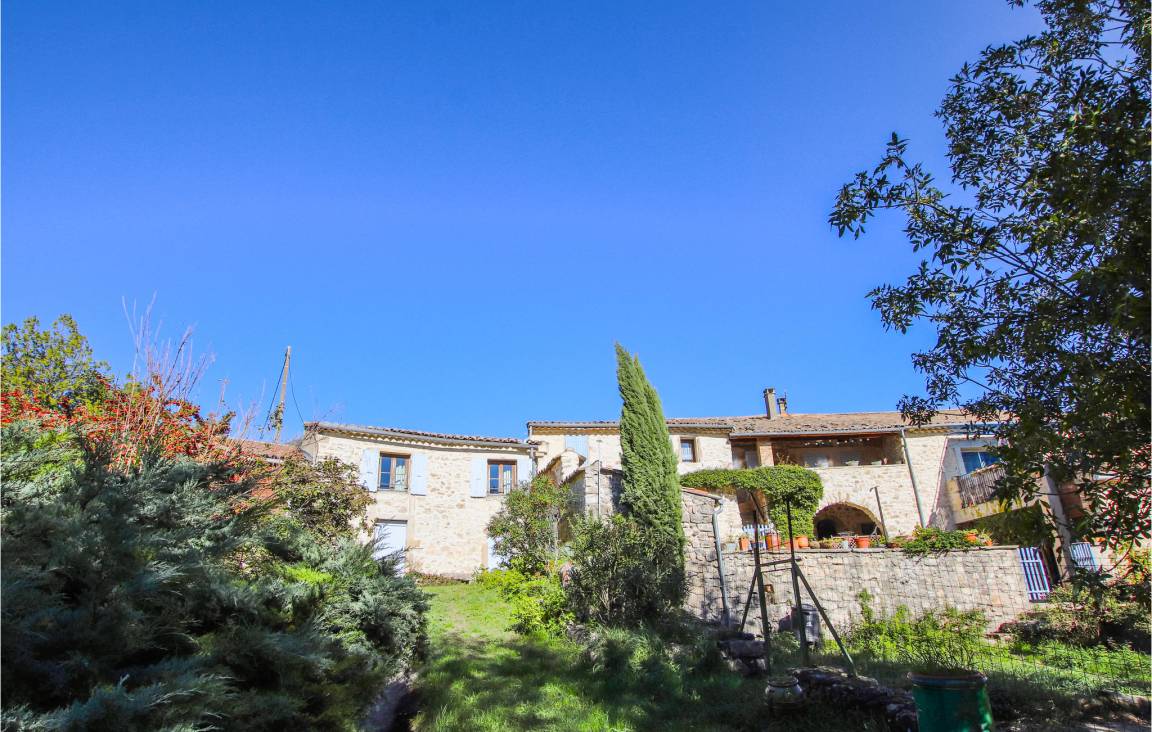 165 M² Longère ∙ 3 Chambres ∙ 8 Personnes - Rhône-Alpes