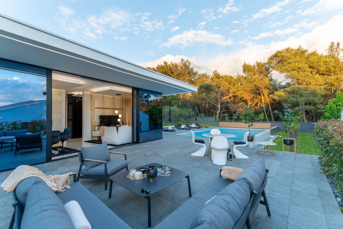 65 M² Villa ∙ 2 Schlafzimmer ∙ 5 Gäste - Zadar