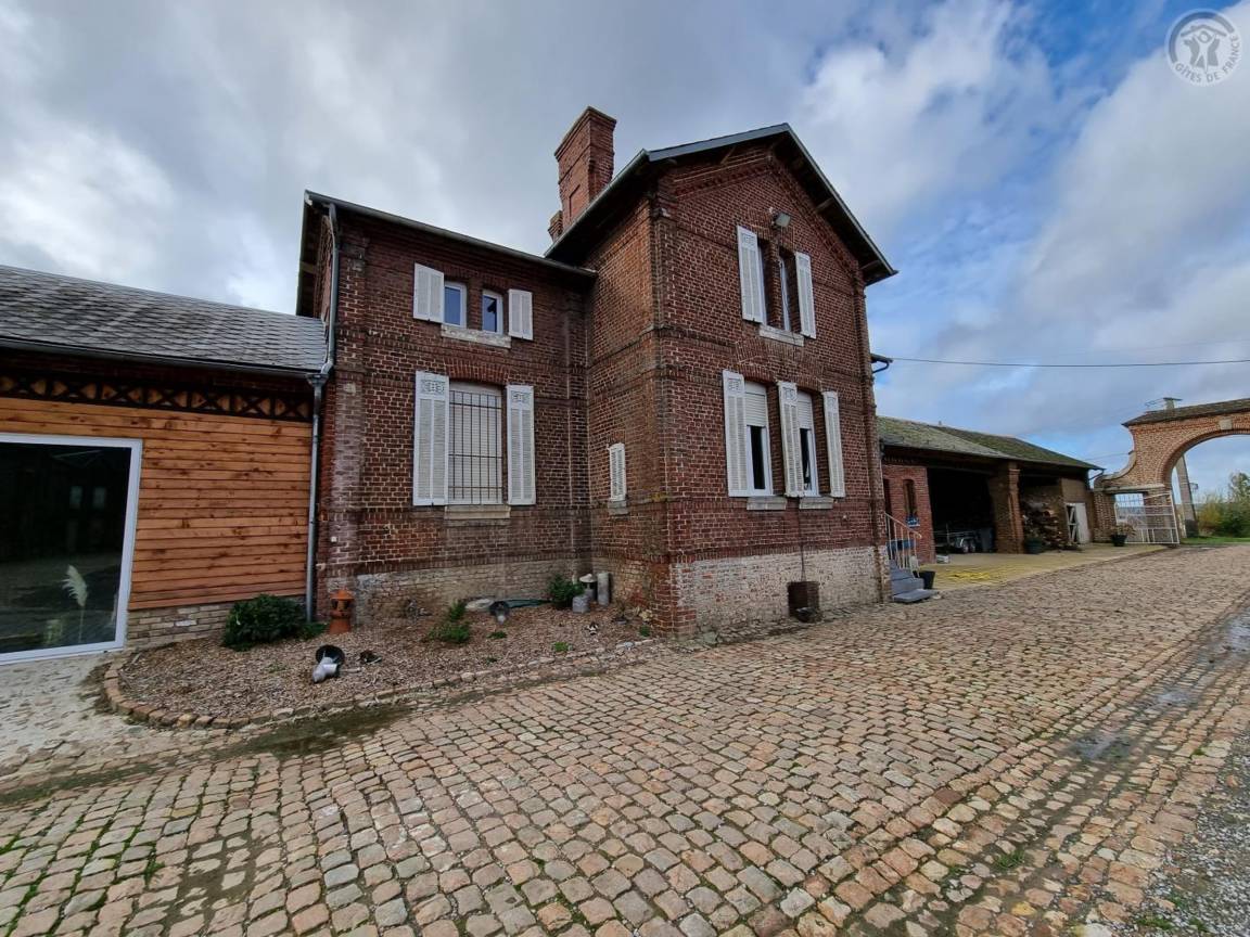 165 M² Cottage ∙ 5 Chambres ∙ 11 Personnes - Avesnes-sur-Helpe