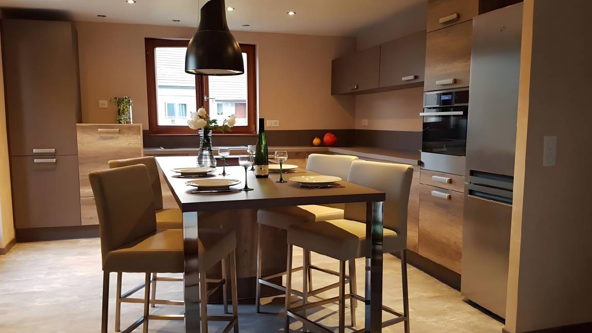 160 M² Cottage ∙ 4 Chambres ∙ 8 Personnes - Colmar