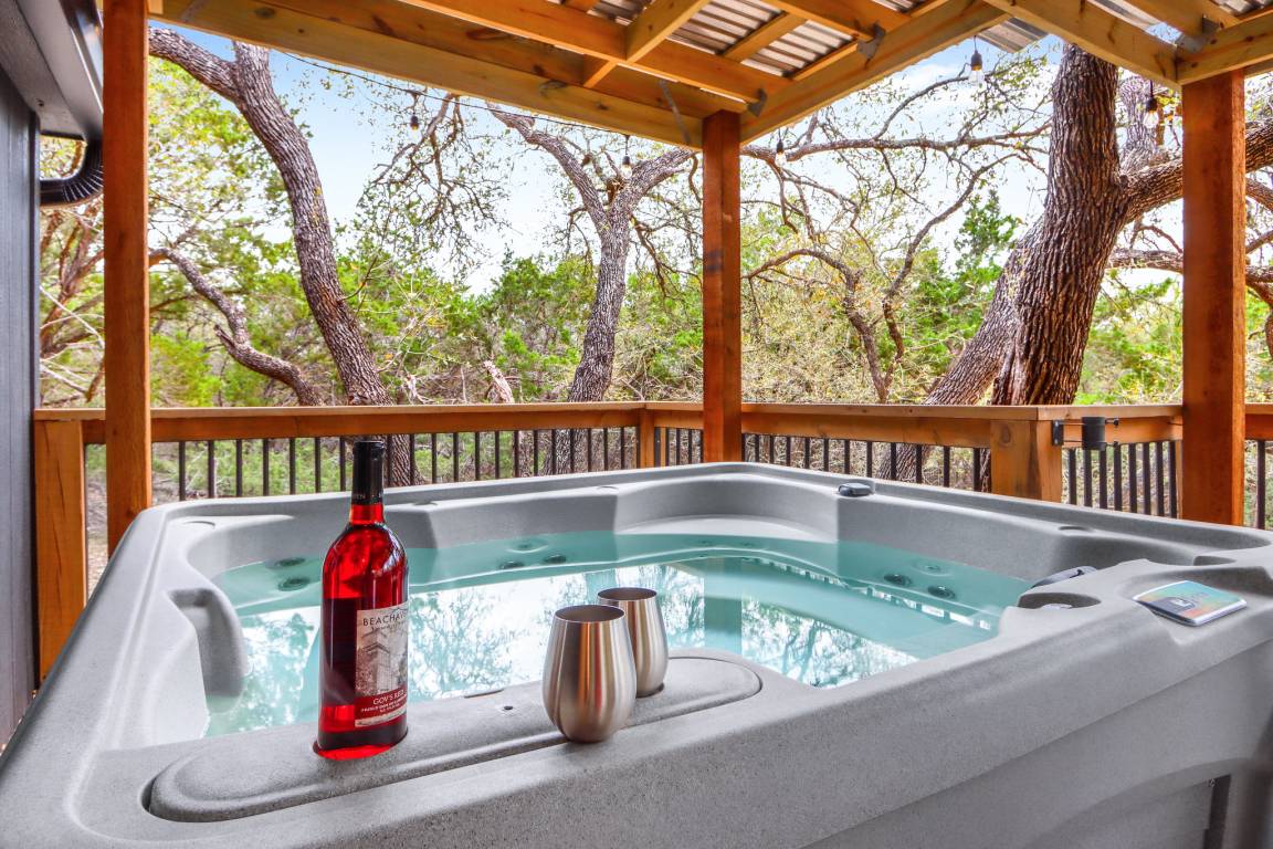 99 M² Casa ∙ 2 Habitaciones ∙ 6 Huéspedes - Wimberley, TX