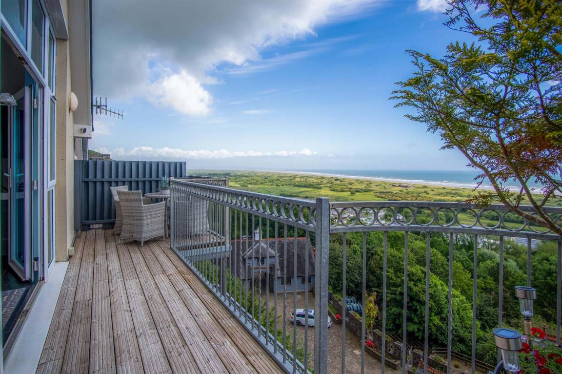102 M² Appartement ∙ 2 Slaapkamers ∙ 4 Gasten - Pembrokeshire