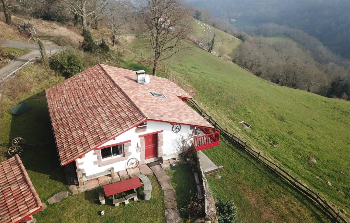 77 M² Huis ∙ 2 Slaapkamers ∙ 6 Gasten - Cambo-les-Bains