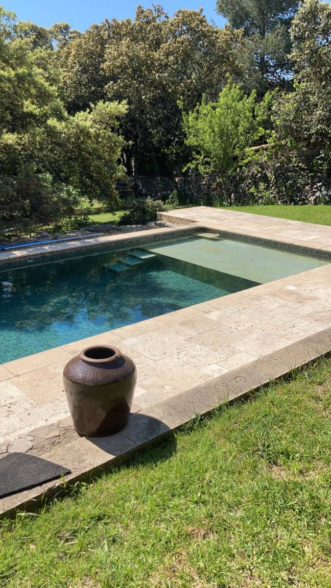 100 M² Bed And Breakfast ∙ 2 Bedrooms ∙ 4 Guests - Nîmes